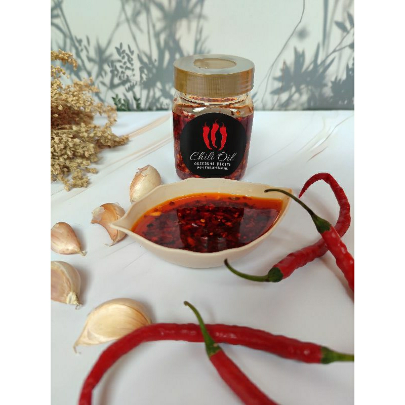 Jual CHILI OIL Botol 150gr | MINYAK CABAI HALAL | Shopee Indonesia