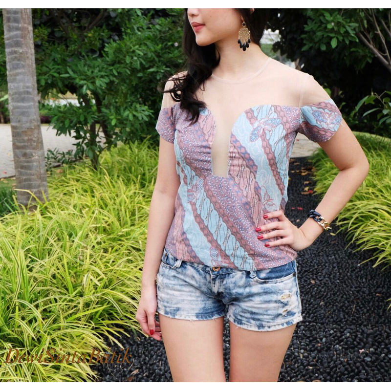 Jual Top Batik - Atasan Batik Modern - Sabrina Top Batik | Shopee Indonesia