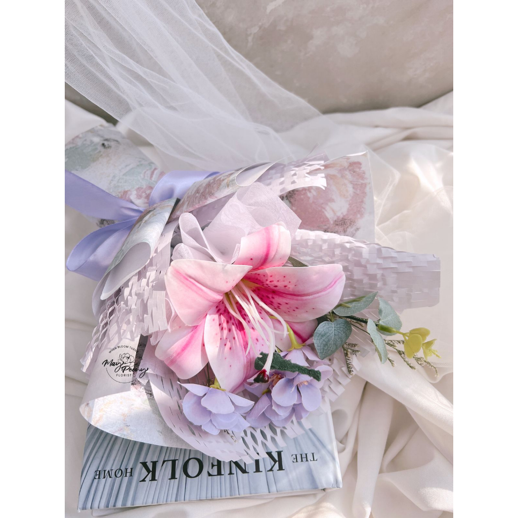Jual ARTIFICIAL SINGLE LILY BOUQUET - BUKET BUNGA WISUDA FLOWER BOUQUET ...