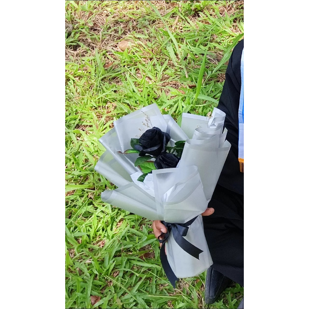 Jual single rose bouquet / buket bunga mawar palsu / buket wisuda ...