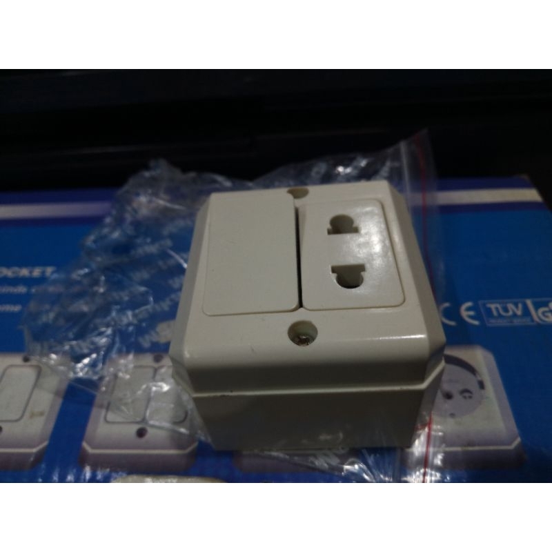 Jual saklar stop kontak outbow | Shopee Indonesia