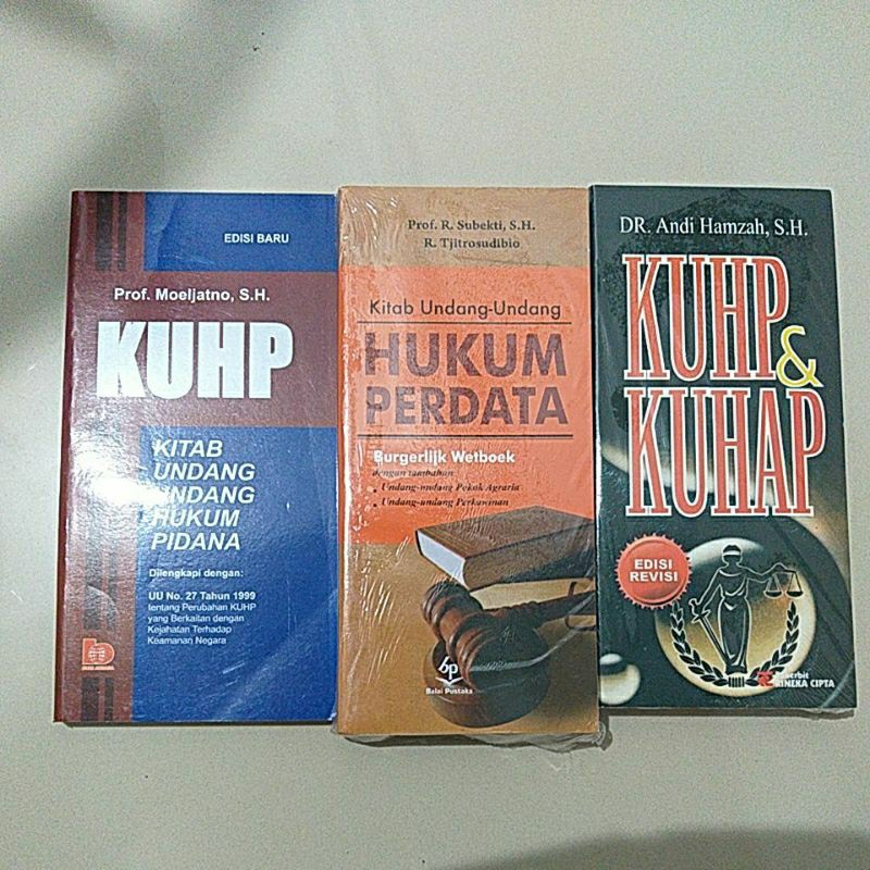 Jual SATU SET BUKU KUHP KITAB UNDANG-UNDANG HUKUM PERDATA KUHP&KUHAP ...