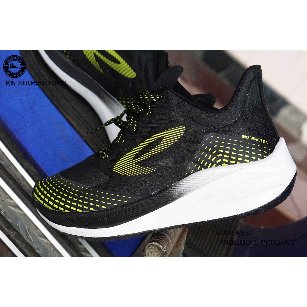 Jual SEPATU RUNNING NINETEN 910 HAZE 1.5 BLACK | Shopee Indonesia