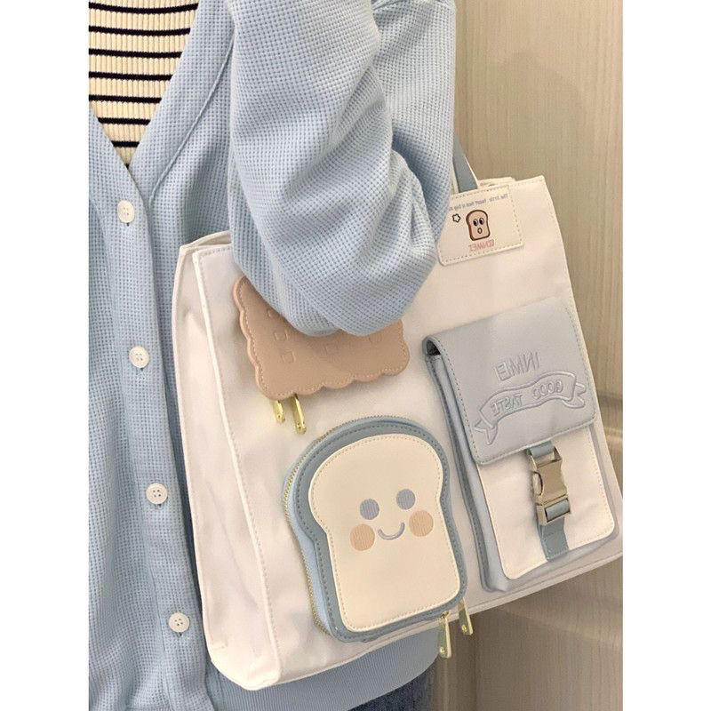Jual Biscy Totebag | Shopee Indonesia