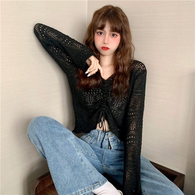 Jual Blouse Korea Tarra Knit Top Crop Top Style Rajutan Berongga ...