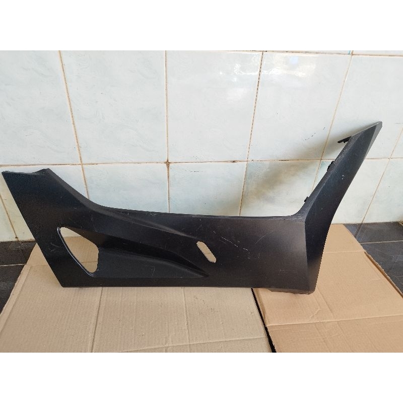 Jual cover tutup pijakan /cover R floor side lis dek bawah bagian kanan ...