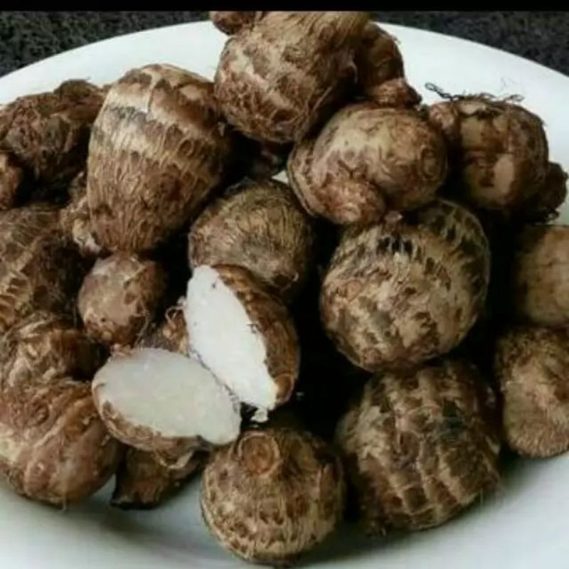 Jual Ubi talas / talas / mbote / entik / fresh mentah 1kg | Shopee ...