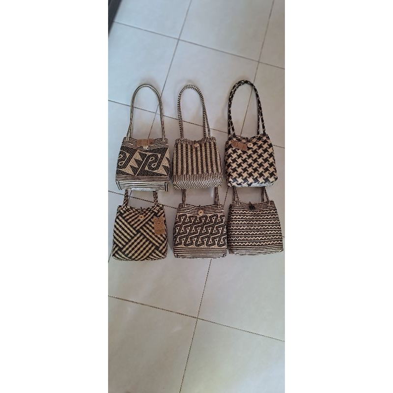 Jual Tas Rotan Motif khas Dayak Borneo l Tas Totebag anyaman rotan l ...