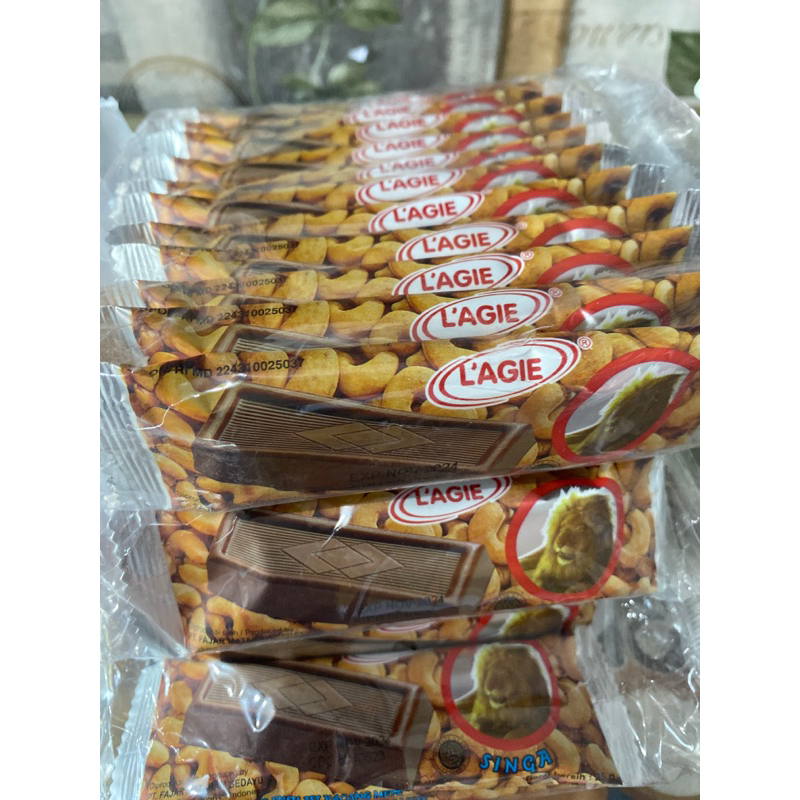 Jual coklat Lagie mete Mente singa 25gr isi 12 pcs | Shopee Indonesia