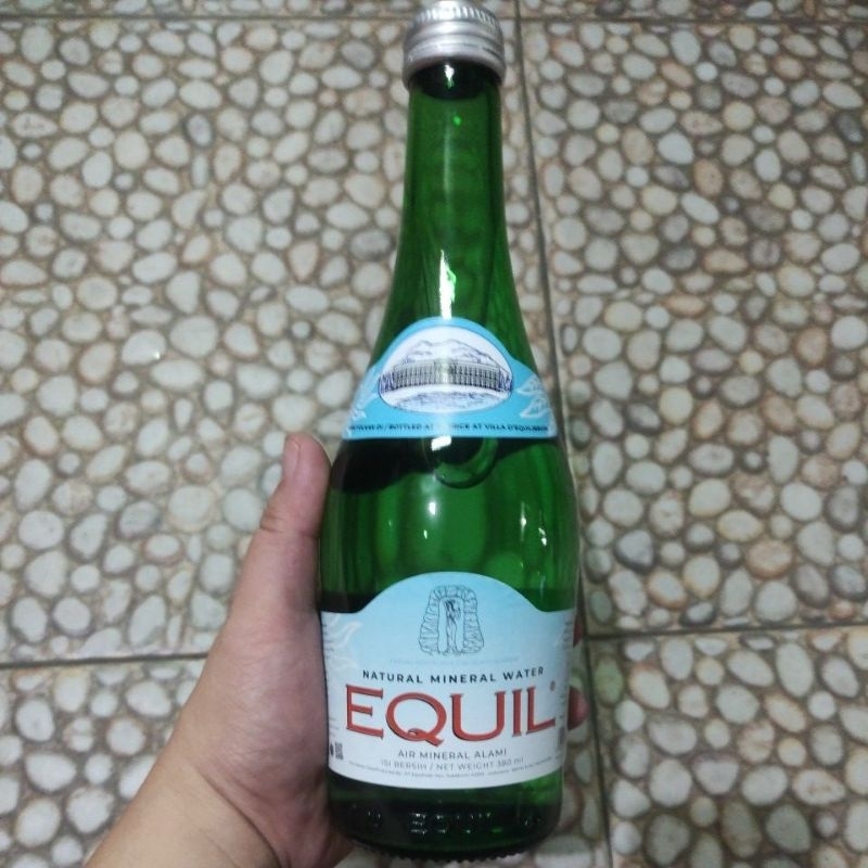 Jual EQUIL NATURAL MINERAL WATER 380mL | Shopee Indonesia