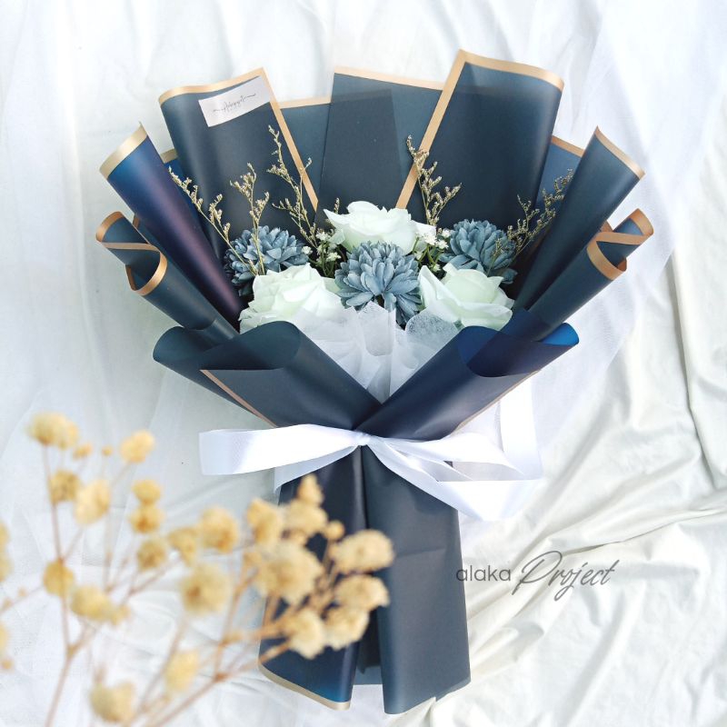 Jual (PO 1-2 hari) Bucket bunga mawar mix pompom kode shylla buket ...