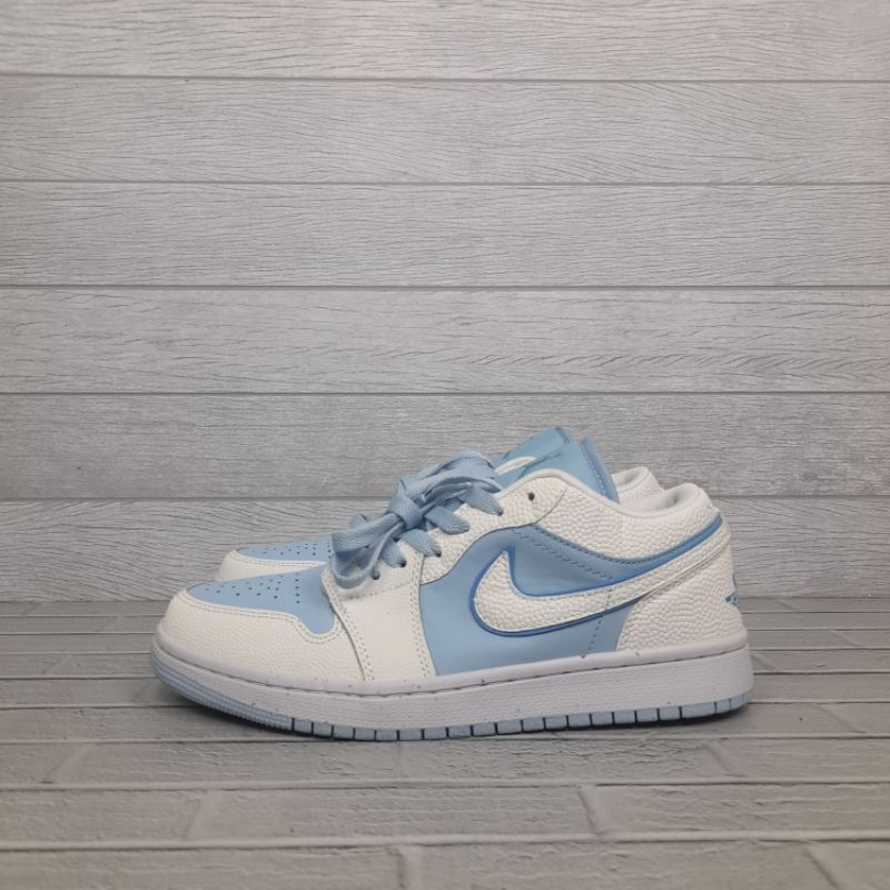 Jual Sepatu N*ke A*ir Jordan 1 Low SE "Reverse Ice Blue" | Shopee Indonesia
