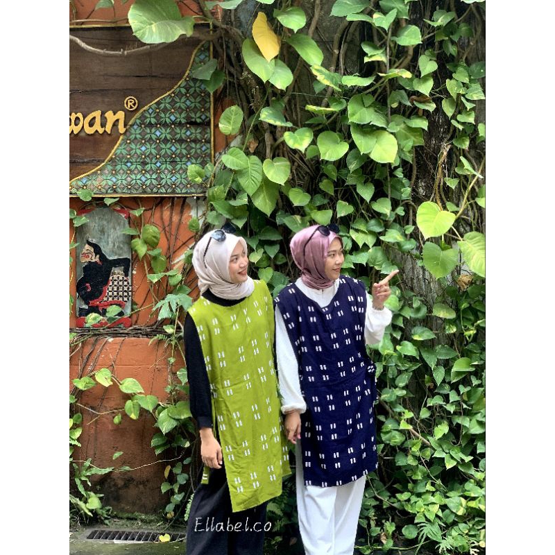 Jual READY long vest outer batik // vest batik panjang // vest motif ...