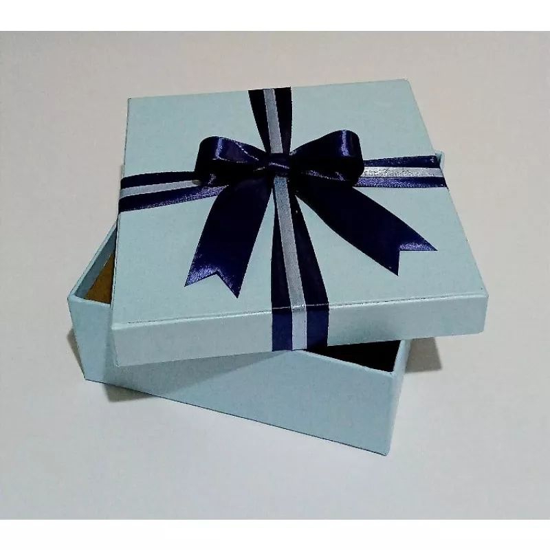 Jual Box Ukuran 25 cm x 25 cm x 10 cm/Box Hadiah / Hard Box /Box Gift ...