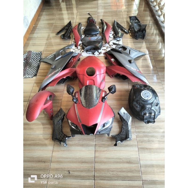 Jual body r25 new 2019 original fullset tangki hedlamp dan stoplamp ...
