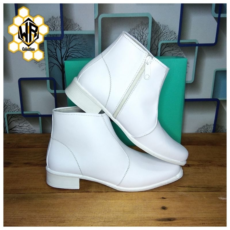 Jual Sepatu pdh putih wanita dinas kantoran | Shopee Indonesia