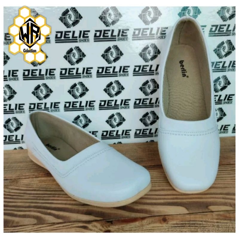 Jual Sepatu wanita akper putih/sepatu pantofel wanita perawat plat ...