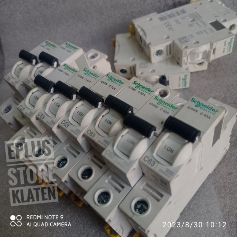 Jual MCB schneider C63 original used 63A miniature circuit breaker 63C ...