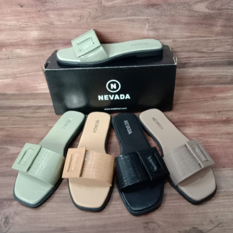 Jual Sandal Selop Wanita Teplek N Motif Gesper Barang Pabrik | Shopee ...