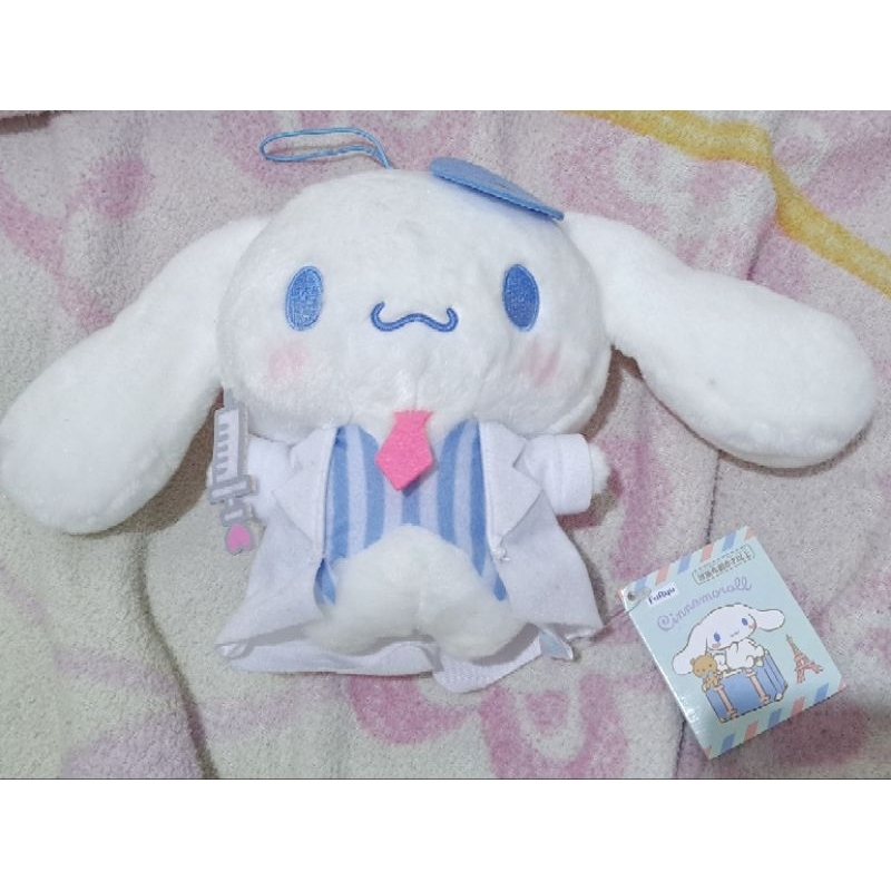 Jual boneka plush cinnamoroll moroll doctor sanrio furyu | Shopee Indonesia