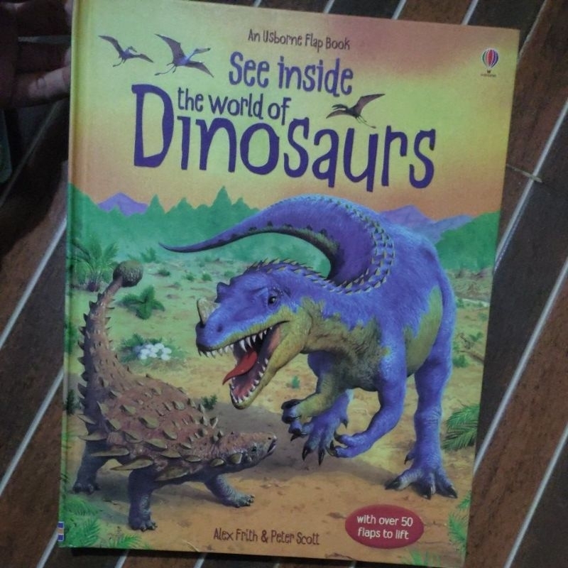 Jual buku usborne lift the flap. look inside usborne. see inside usborne. peep inside | Shopee ...