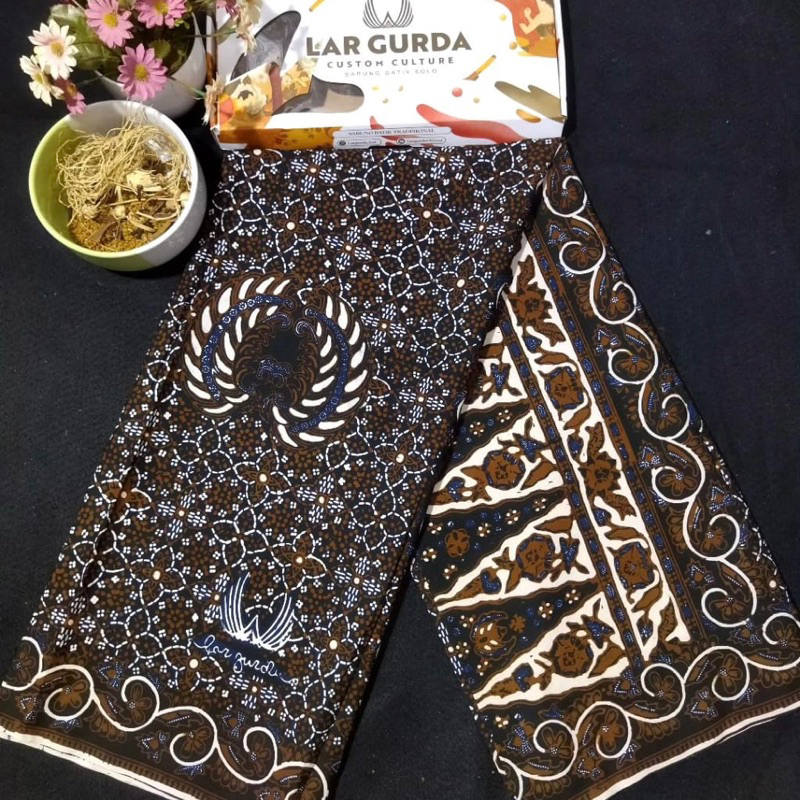 Jual Sarung batik Lar gurda Series Kesikan Warna Lar Gurda Original ...