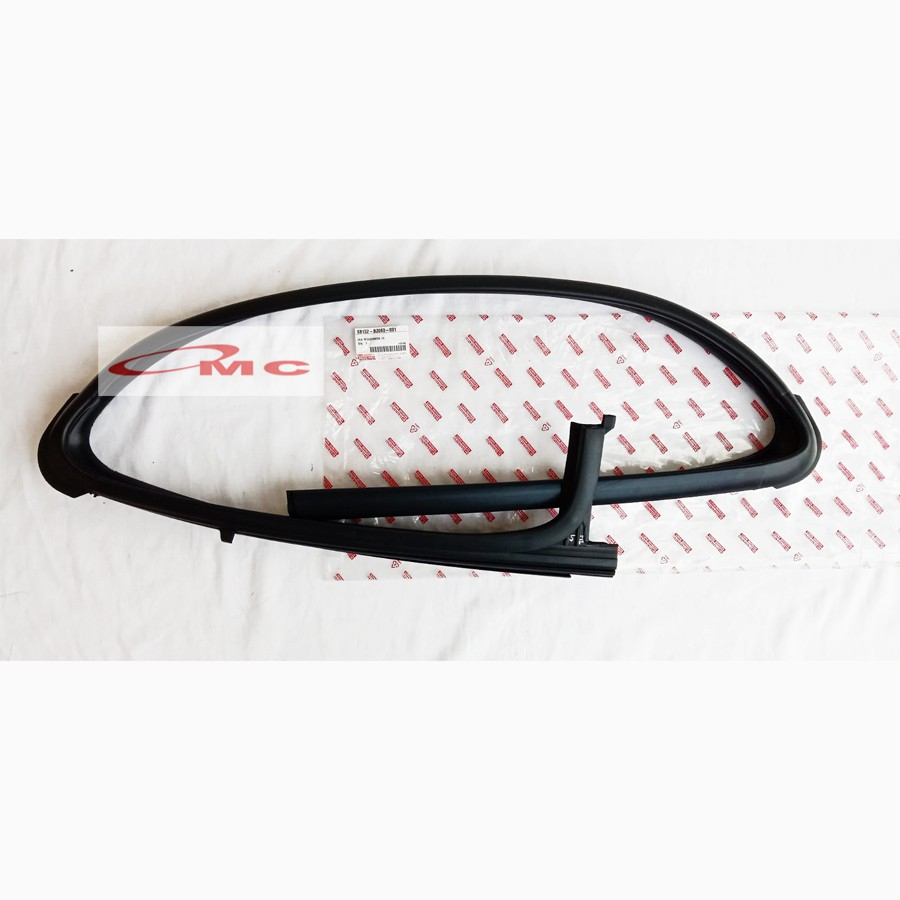 Jual Karet Channel Rel Kaca Tengah Kiri Gran Max luxio 68152-BZ060-001 ...