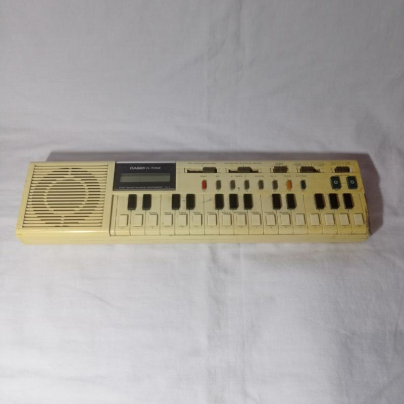 Jual Piano Keyboard Synthesizer Mini Jadul CASIO VL-Tone | Shopee Indonesia