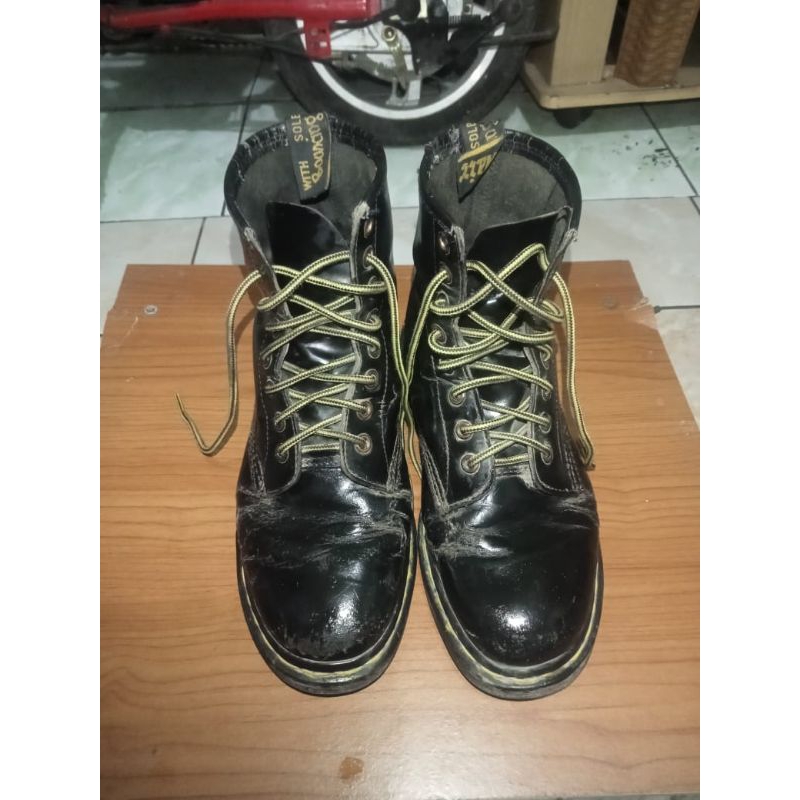 Jual doctor martin | Shopee Indonesia