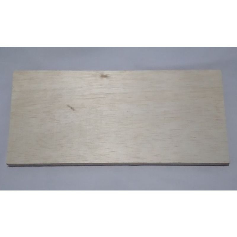 Jual triplek potong 62x82cm. multiplek. triplek serbaguna. triplek custom | Shopee Indonesia