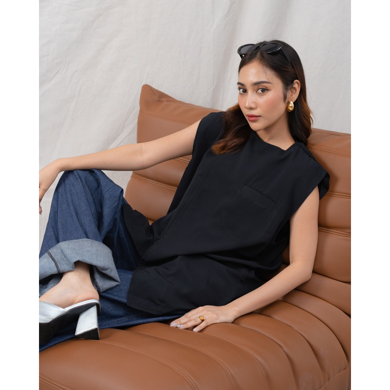 Jual [SALE‼️] YURI VEST / YURI TOP | Shopee Indonesia