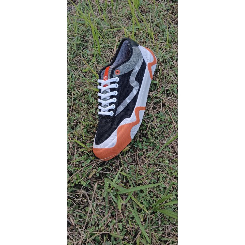 Jual Sepatu Patrobas x Cleo Limited Edition Original | Sepatu Patrobass ...