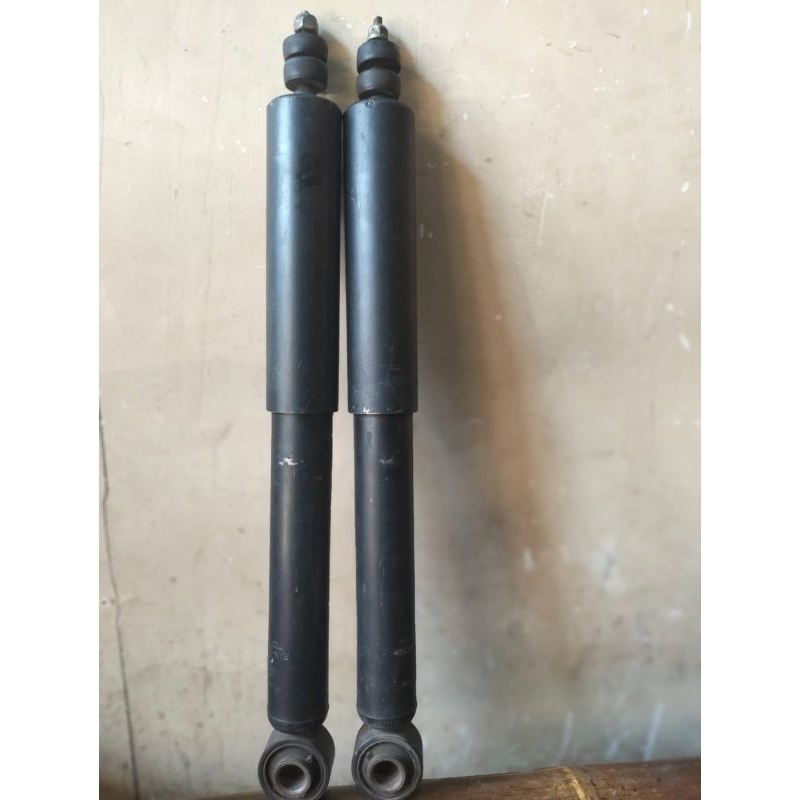 Jual Shockbreaker Toyota Innova reborn Belakang original | Shopee Indonesia