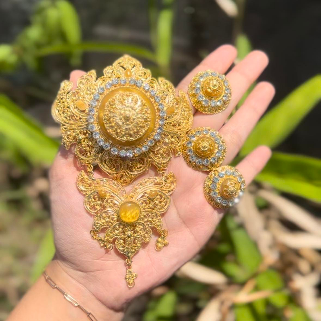 Jual Set Bros Jumbo Bada Permata Resin Pin Aksesoris Perhiasan Baju ...