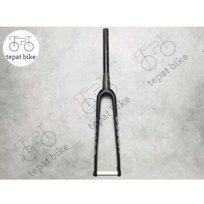 Jual Fork MOSSO Rigid Carbon TA Discbrake Oversize Taper 100mm | Shopee ...