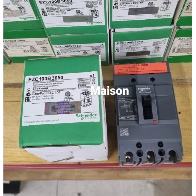 Jual MCCB Breaker 3P 50A EZC100B3050 mccb 50A 3P | Shopee Indonesia