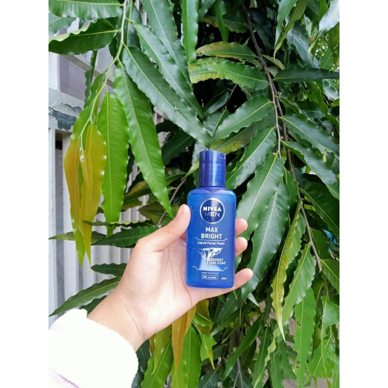 Jual NIVEA MEN MAX BRIGHT LIQUID FACIAL FOAM 50ML | Shopee Indonesia