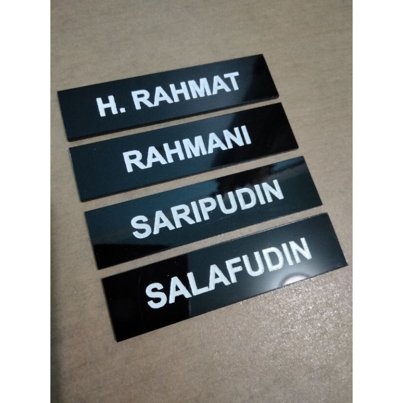 Jual Nama dada Name Tag Full Black Premium Doff dan Glossy | Shopee ...