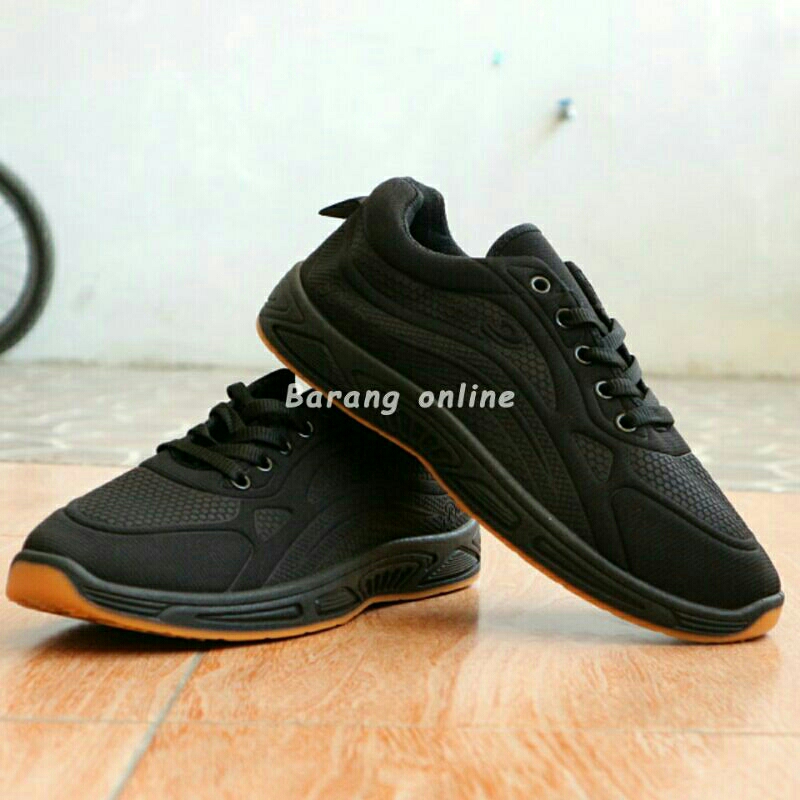 Jual sepatu hitam polos full black polos sepatu sneaker pria merek ...