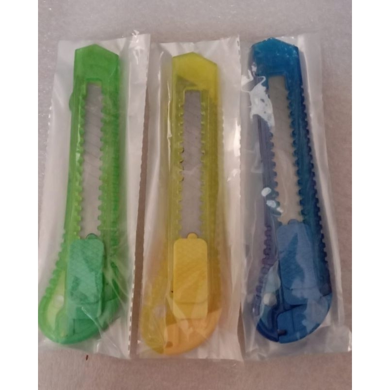 Jual cutter kecil pisau cutter kemasan L500 | Shopee Indonesia