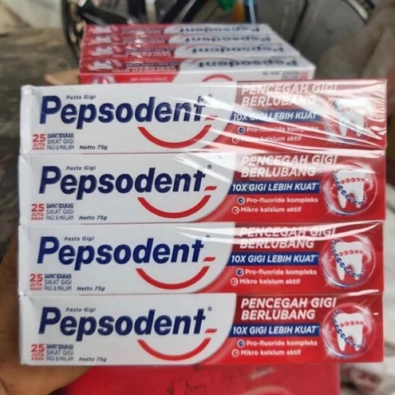 Jual Pepsodent merah 75gr pasta gigi | Shopee Indonesia
