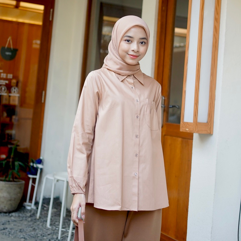 Jual Happy Blouse by 9teenclothes | Kemeja Kantong Poplin | Shopee ...