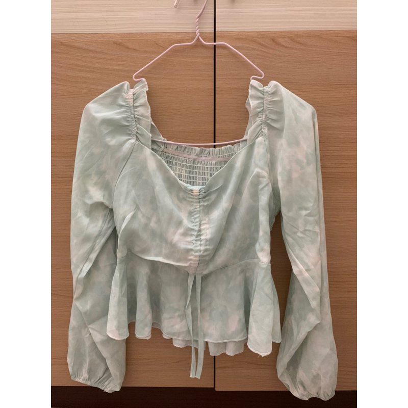 Jual Baju preloved (lengan panjang) | Shopee Indonesia