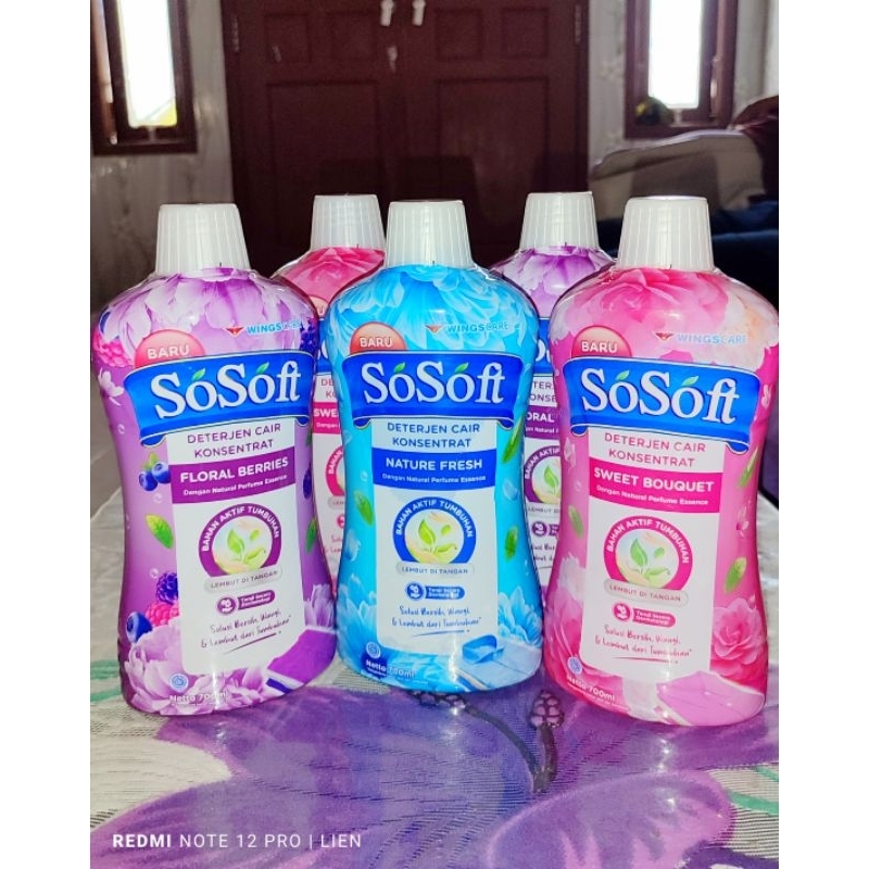 Jual So soft detergen cair 700ml | Shopee Indonesia