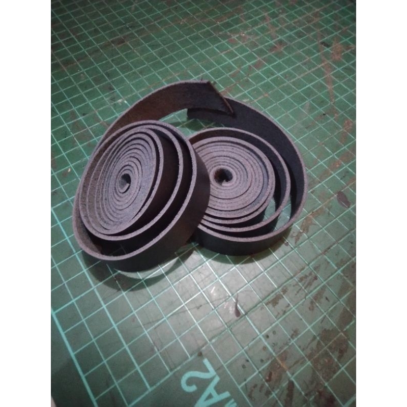 Jual Tali Kulit Sapi Asli Warna Hitam ukuran 2 x 120cm | Shopee Indonesia