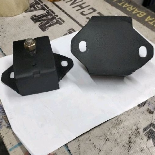 Jual Engine Mounting depan Sakai Sv512/ SV 512 isuzu 4bg1 4bd1 | Shopee ...