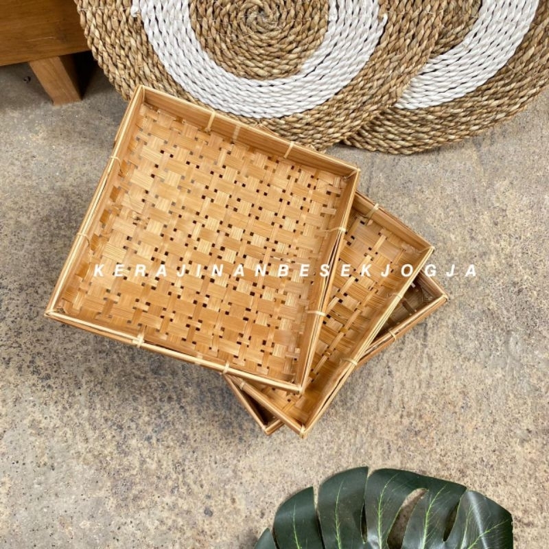 Jual PIRING BAMBU KOTAK 23X23 / piring makan piring anyam piring bambu ...