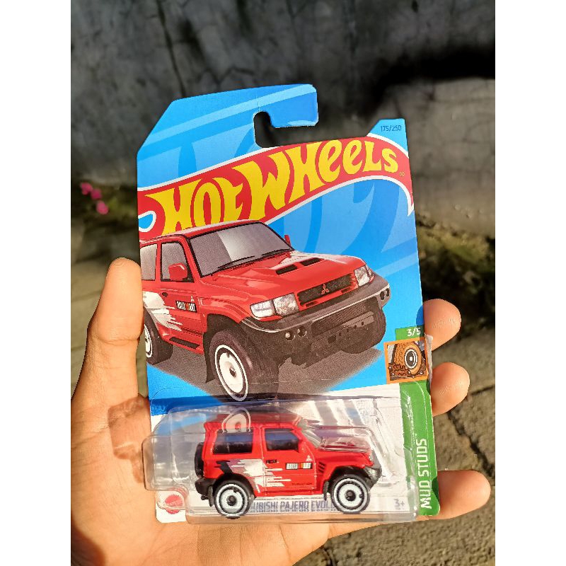 Jual Mitsubishi Pajero evolution merah BMW M3 GT2 Hot Wheels Ori Merah ...