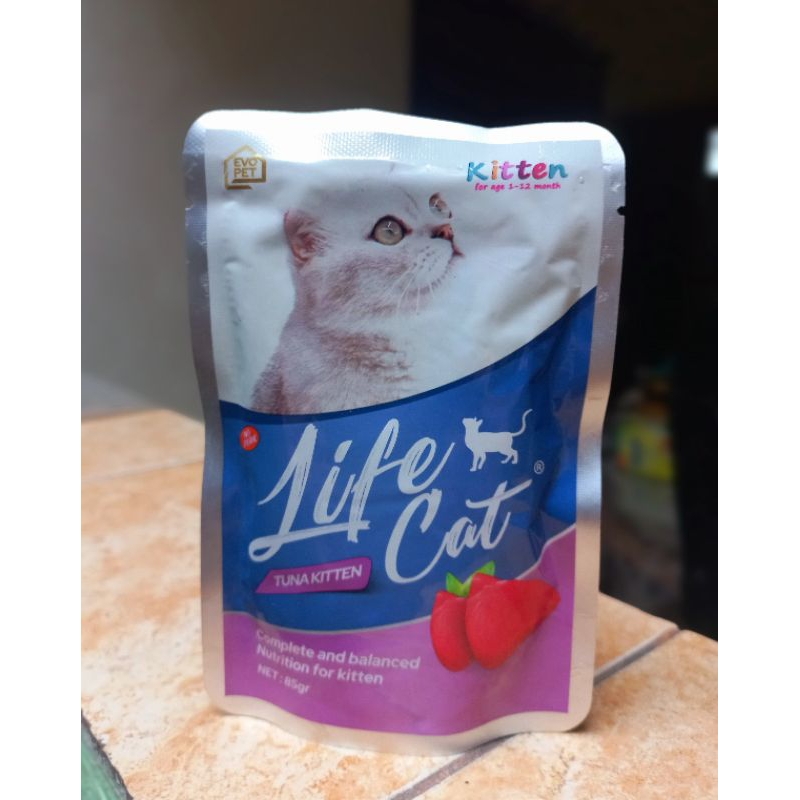 Jual Life Cat Kitten Tuna Wet Food Sachet 85 gr - Makanan Kucing Basah ...