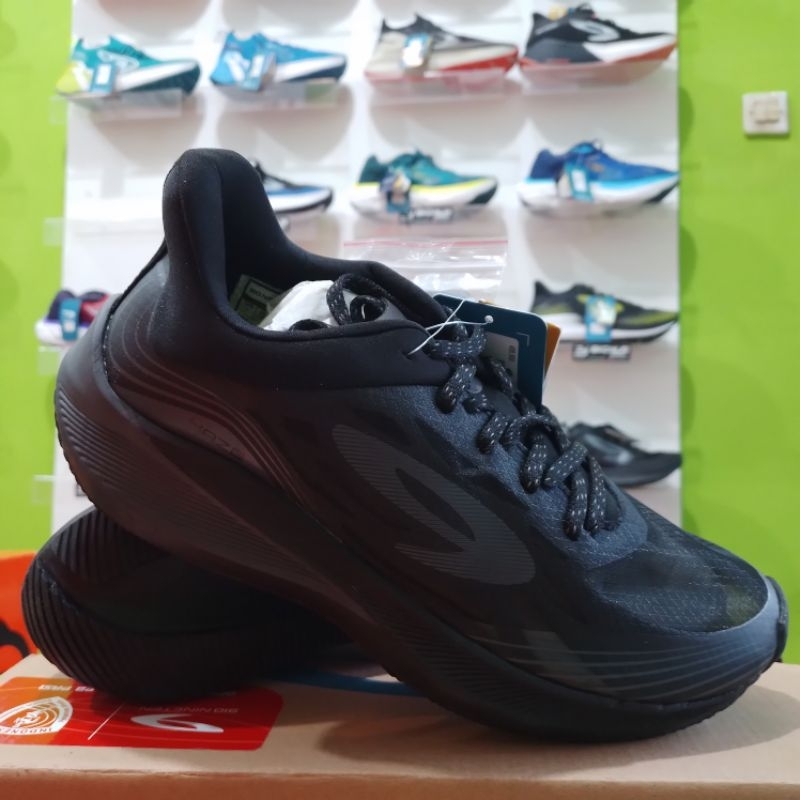 Jual SEPATU LARI / RUNNING 910NINETEN HAZE VISION ORIGINAL | Shopee ...